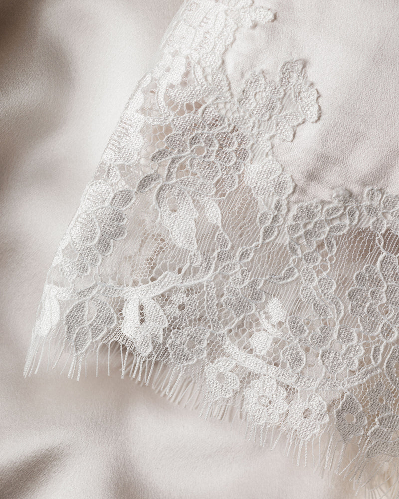 Women's White Silk lace Robe | Petite Plume