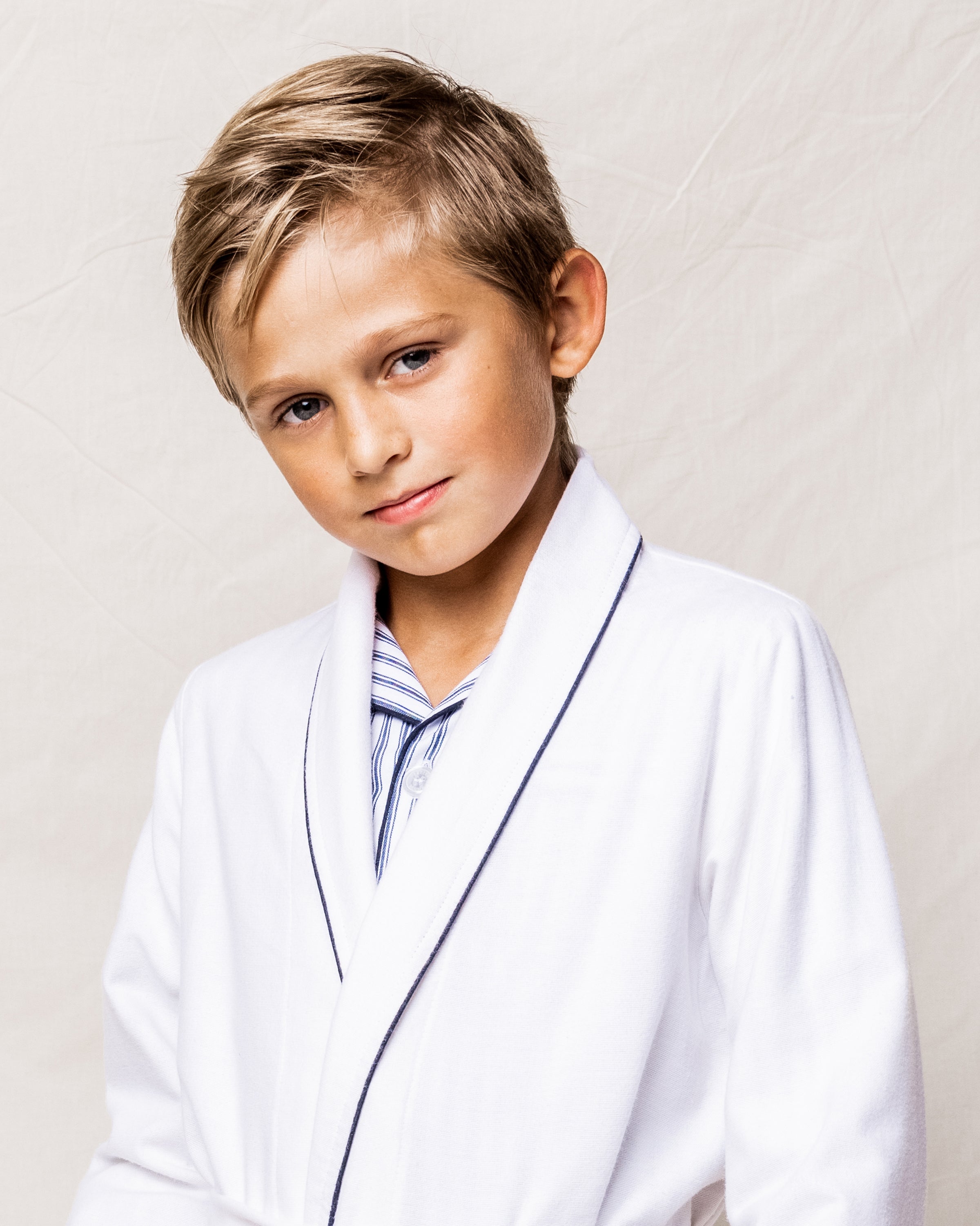 Kid's Flannel Robe in White with Navy Piping – Petite Plume